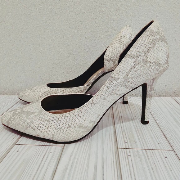 Brash | Shoes | Brash Womens Pumps White Beige Snake Print Stiletto ...